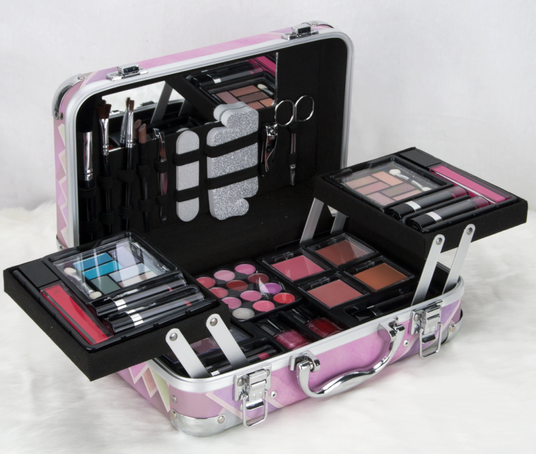 Best Make Up Gifts - 99 Institute of Beauty & Wellness